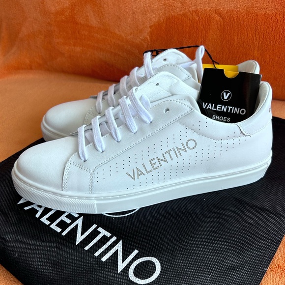 Valentino | Shoes | Valentino By Mario Valentinofresia Low Top Sneakers ...
